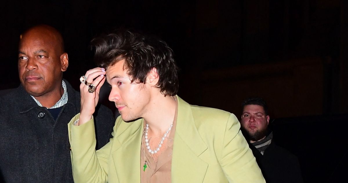 Harry Styles Looks Bleary Eyed as he Parties Until 4am with Longtime ...