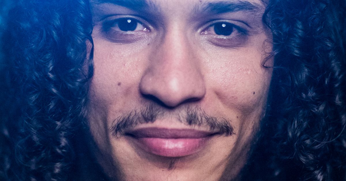 Exclusif - Hatik - Backstage artistes avant le direct de l'émission ...