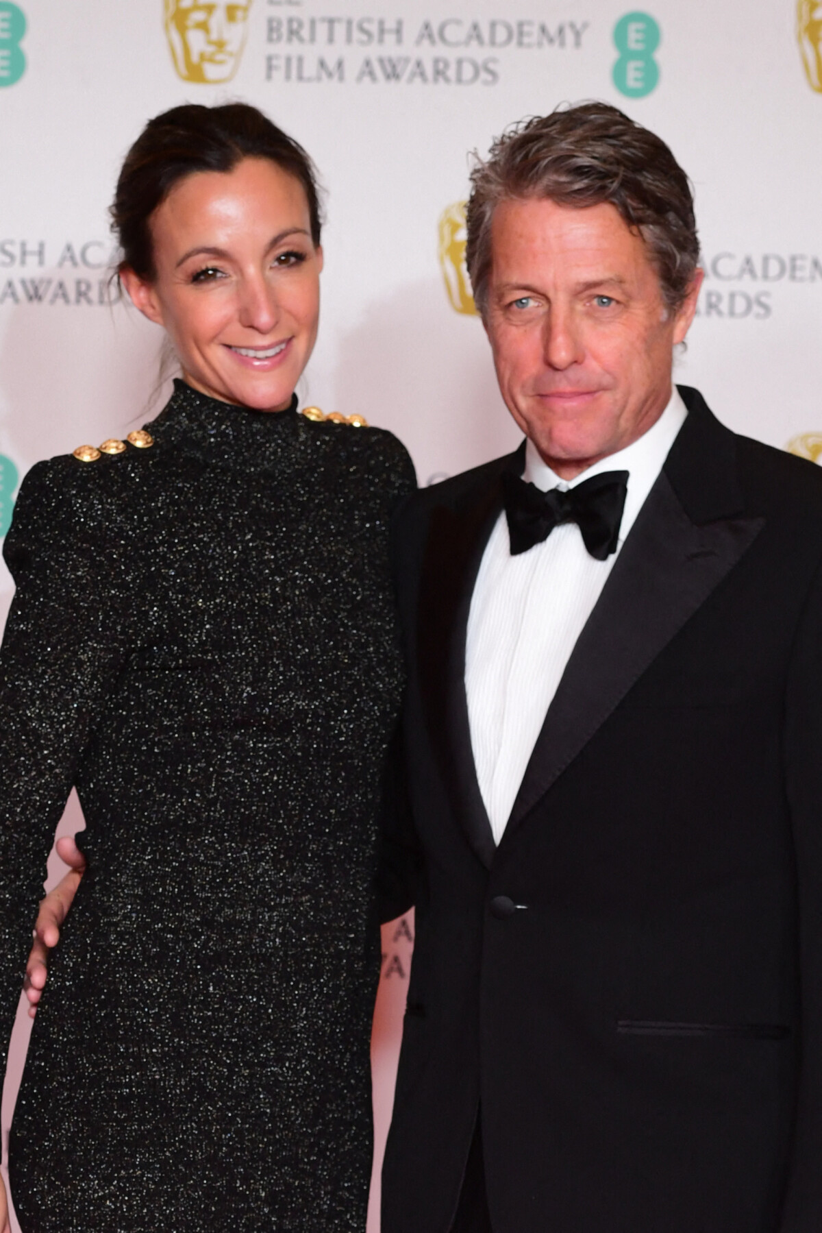 Photo : Hugh Grant et Anna Eberstein - 74e cérémonie des BAFTA Film ...