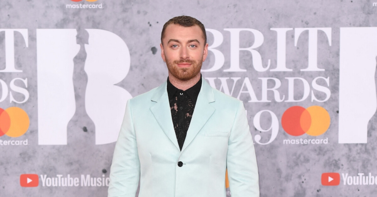 Sam Smith dévoile un nouveau tatouage très symbolique : Le diaporama ...