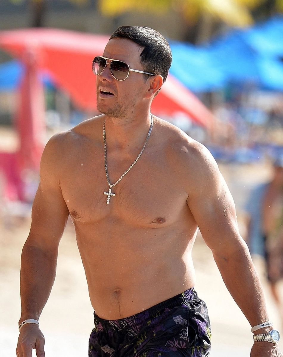 Mark Wahlberg face à une grosse prise de poids : transformation ...