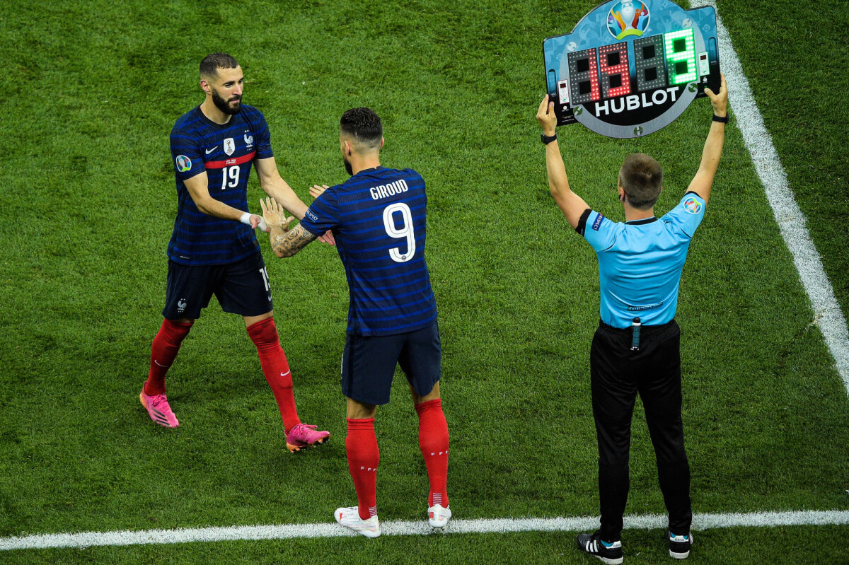 Photo : Karim Benzema et Olivier Giroud lors du 8e de finale de l'Euro ...