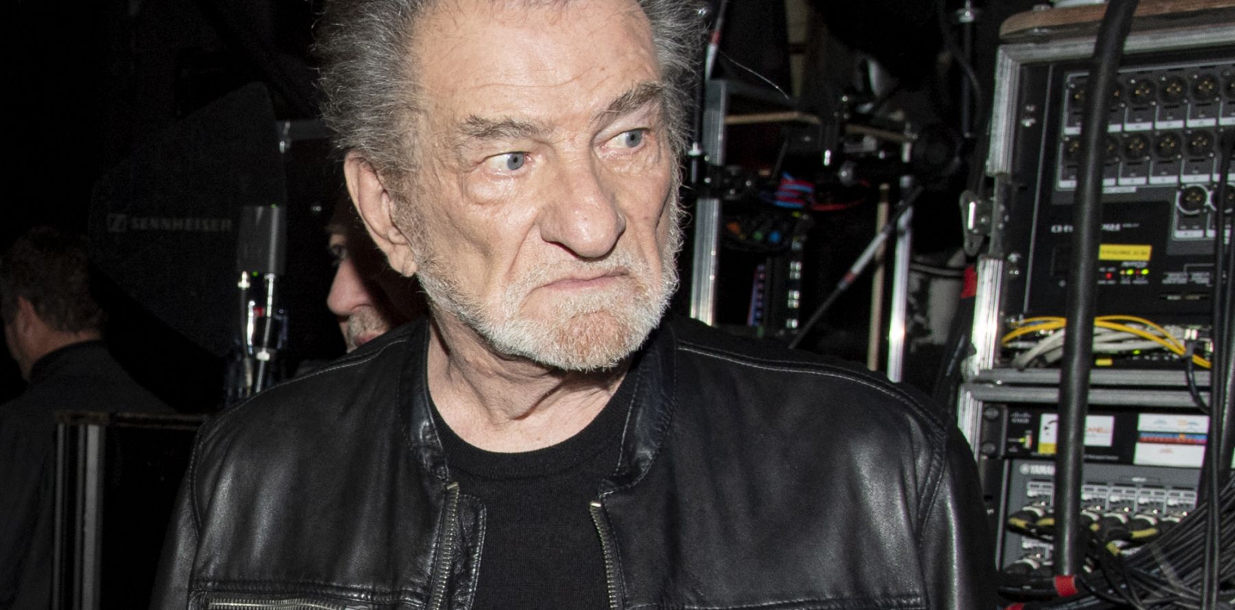Eddy Mitchell a tout prévu pour sa mort : il sera enterré à côté d'un ... Eddy Mitchell a tout prévu pour sa mort : il sera enterré à côté d'un ...
