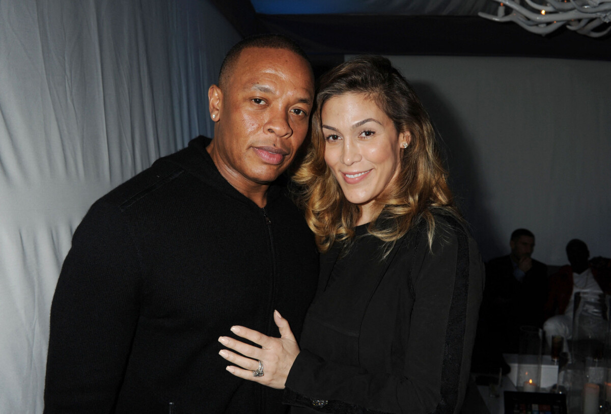 Photo : Dr. Dre et Nicole Young- Soirée à Universal le 10 février 2013 ...
