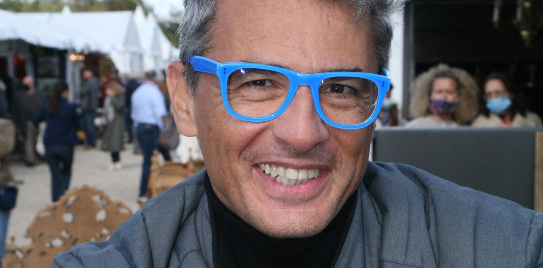Julien Cohen papa : rare apparition de sa fille Carla, une beauté : le ...