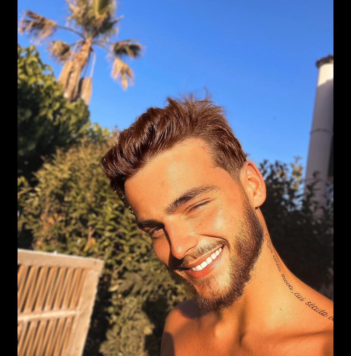 Photo : Simon Castaldi souriant sur Instagram, le 21 juin 2021 - Purepeople