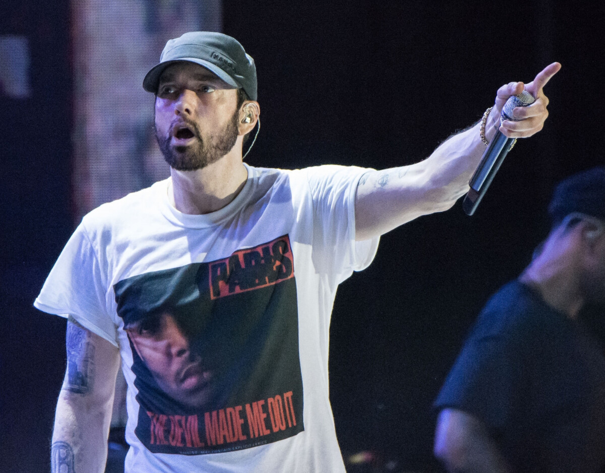 Photo : Eminem en concert lors du festival "Bonnaroo Music and Arts" à ...
