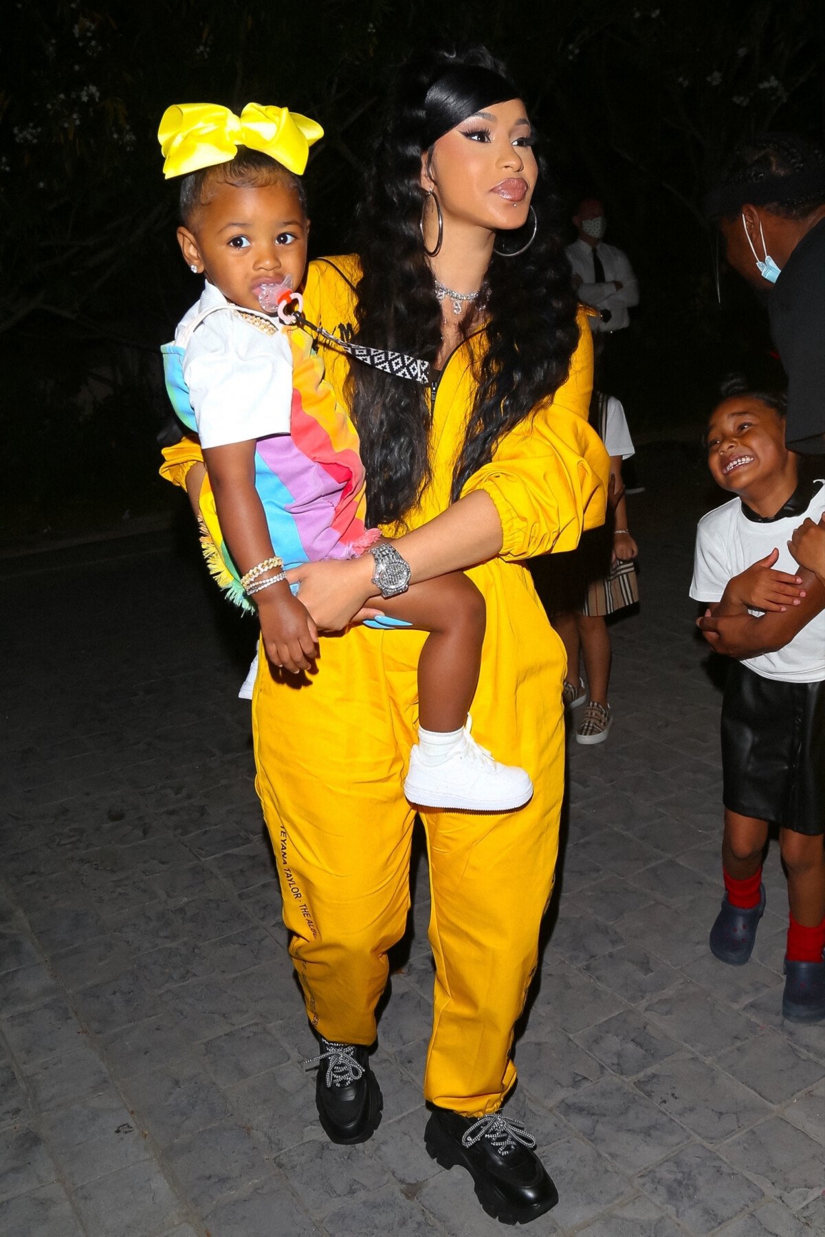 Photo Cardi B Et Sa Fille Kulture Assistent à La Soirée Exclusive De Teyana Taylor Pour La