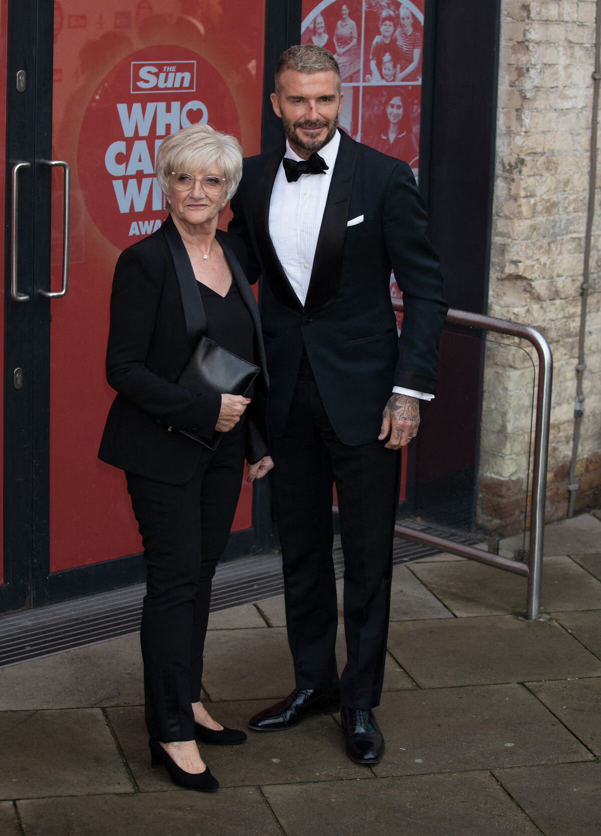 Photo : David Beckham et sa mère Sandra Beckham à la soirée des "Sun ...