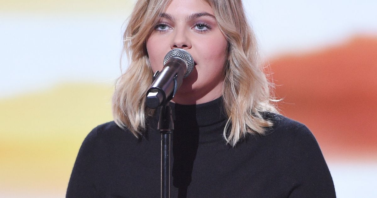 Louane Emera lors de la cérémonie des 34e Victoires de la Musique à la ...