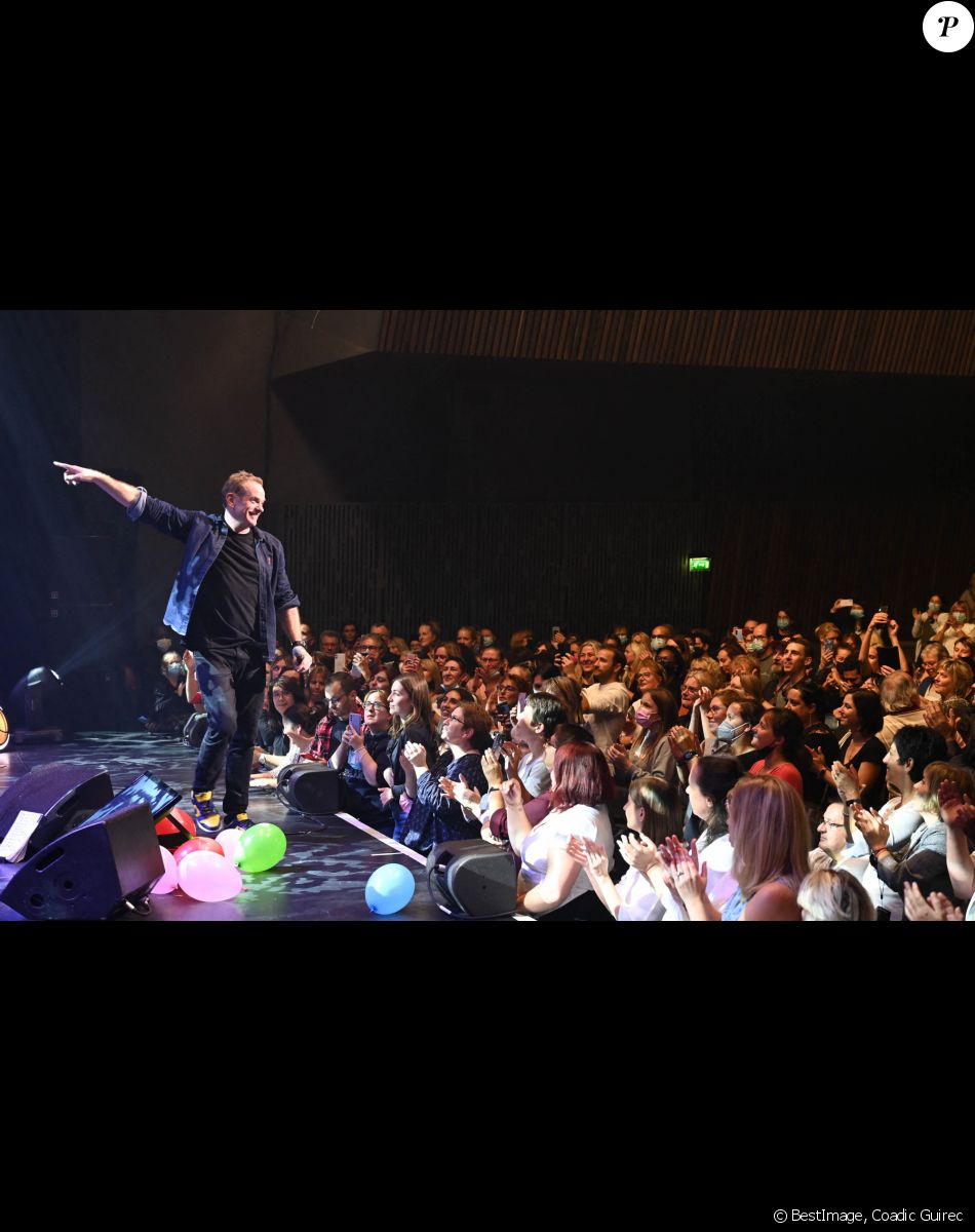 Garou retrouve Hélène Ségara, spectatrice transie de son concert avec ...