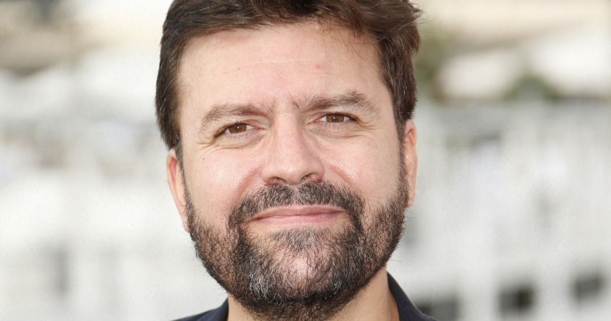 Erwann Kermorvant Compositeur Photocall sur le ponton de l'Hôtel ...