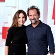 Elsa Zylberstein (habillee en Dior) et son compagnon Gabriel Naouri ...