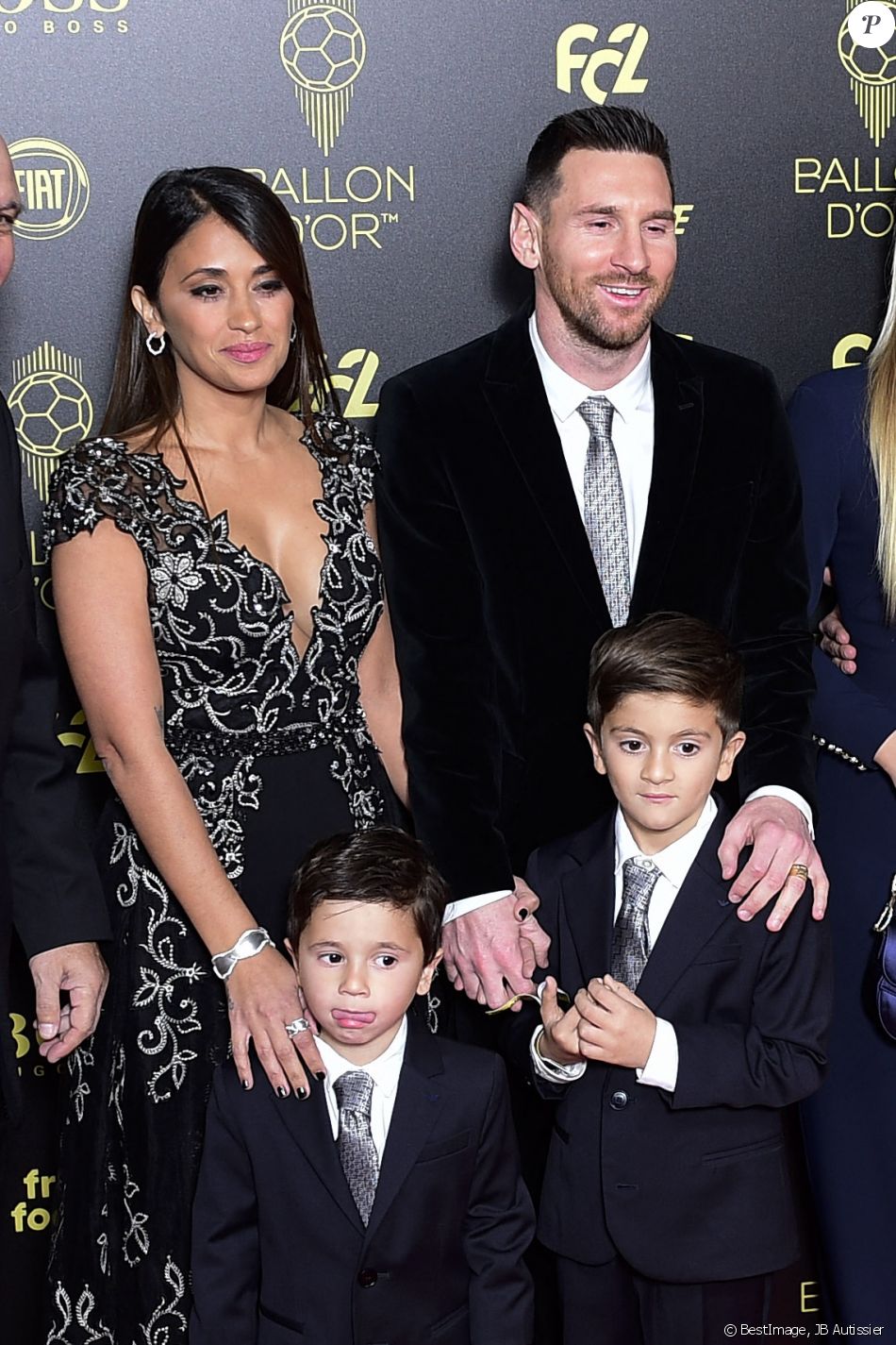 Lionel Leo Messi, sa femme Antonella Roccuzzo et leurs fils Thiago et ...