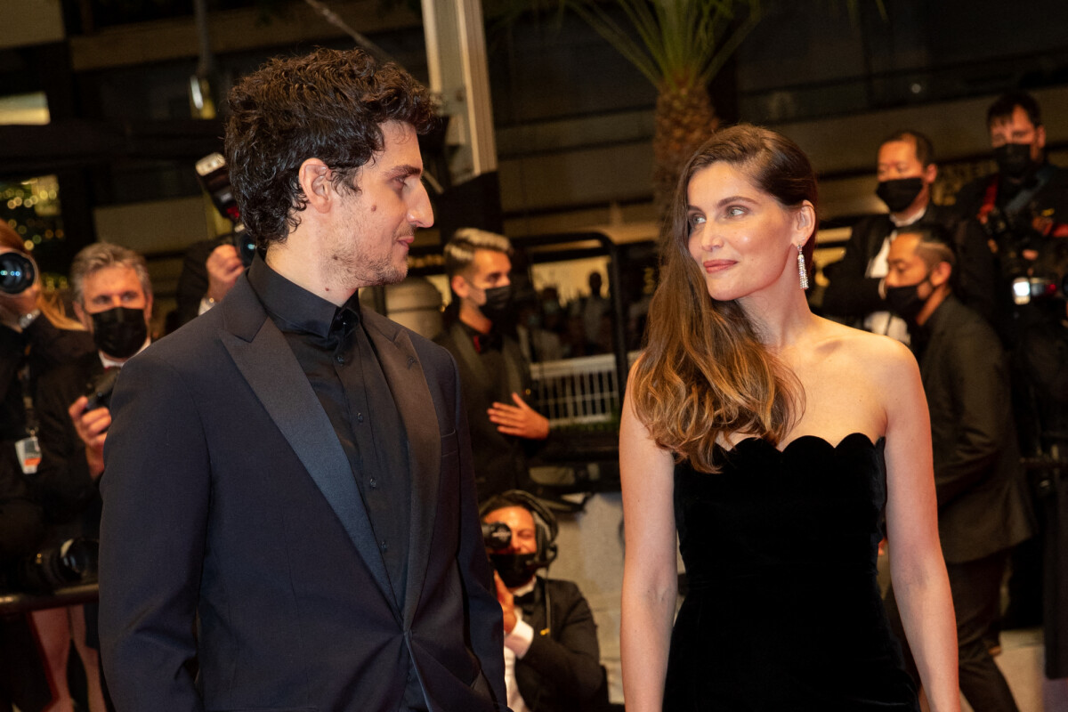 Photo : Louis Garrel, Laetitia Casta - Montée des marches du film "Bac ...