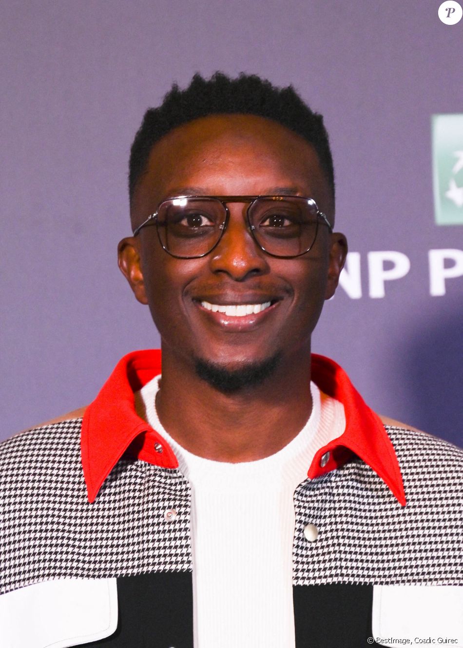 Ahmed Sylla - Avant-première du film Eiffel au Grand Rex à Paris le 10 ...