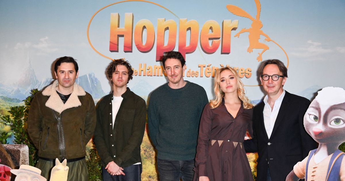 Nicolas Maury, Thomas Solivéres, Benjamin Mousquet, Chloé Jouannet ...