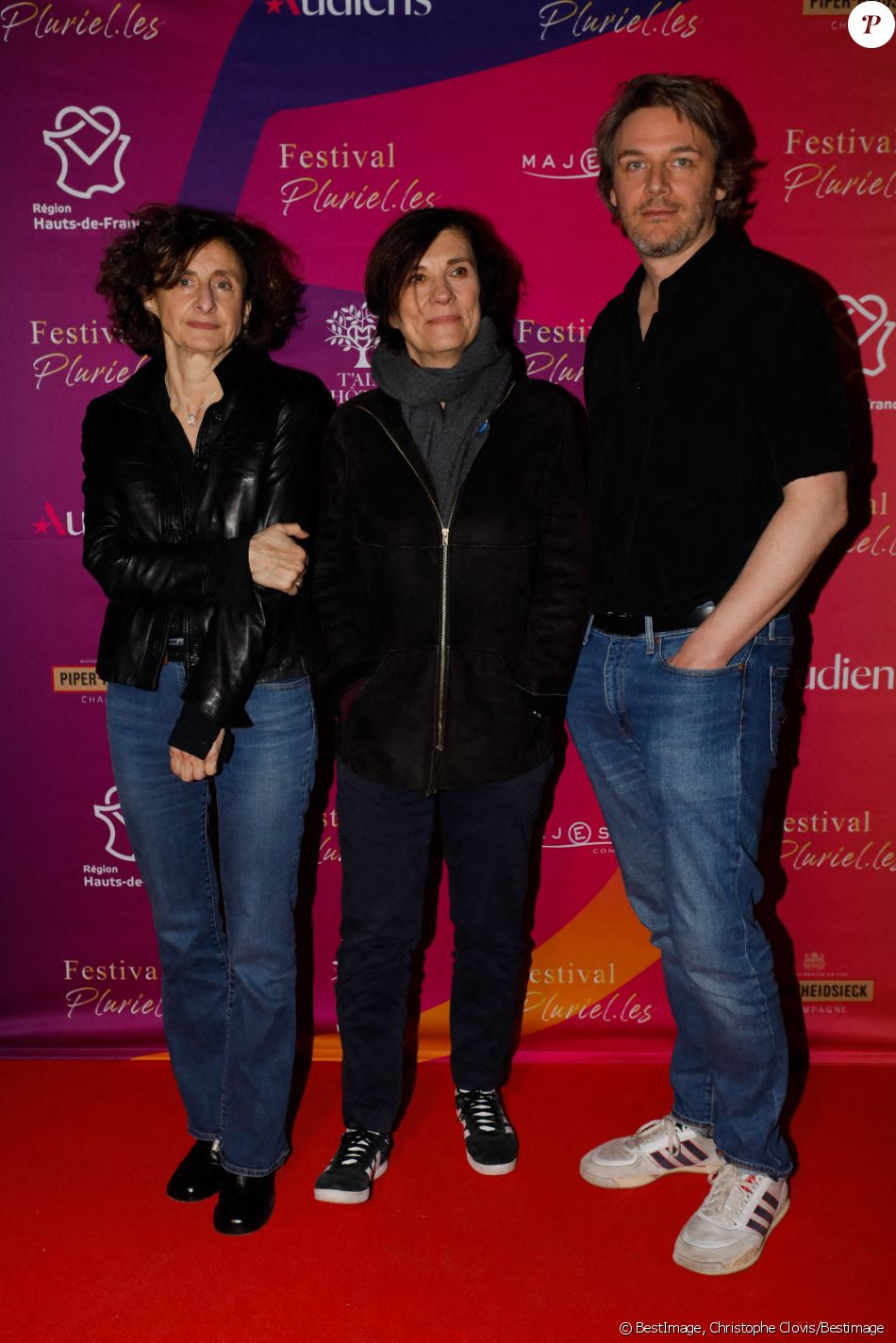 Elizabeth Perez, Catherine Corsini, Samuel Theis lors de la cérémonie ...