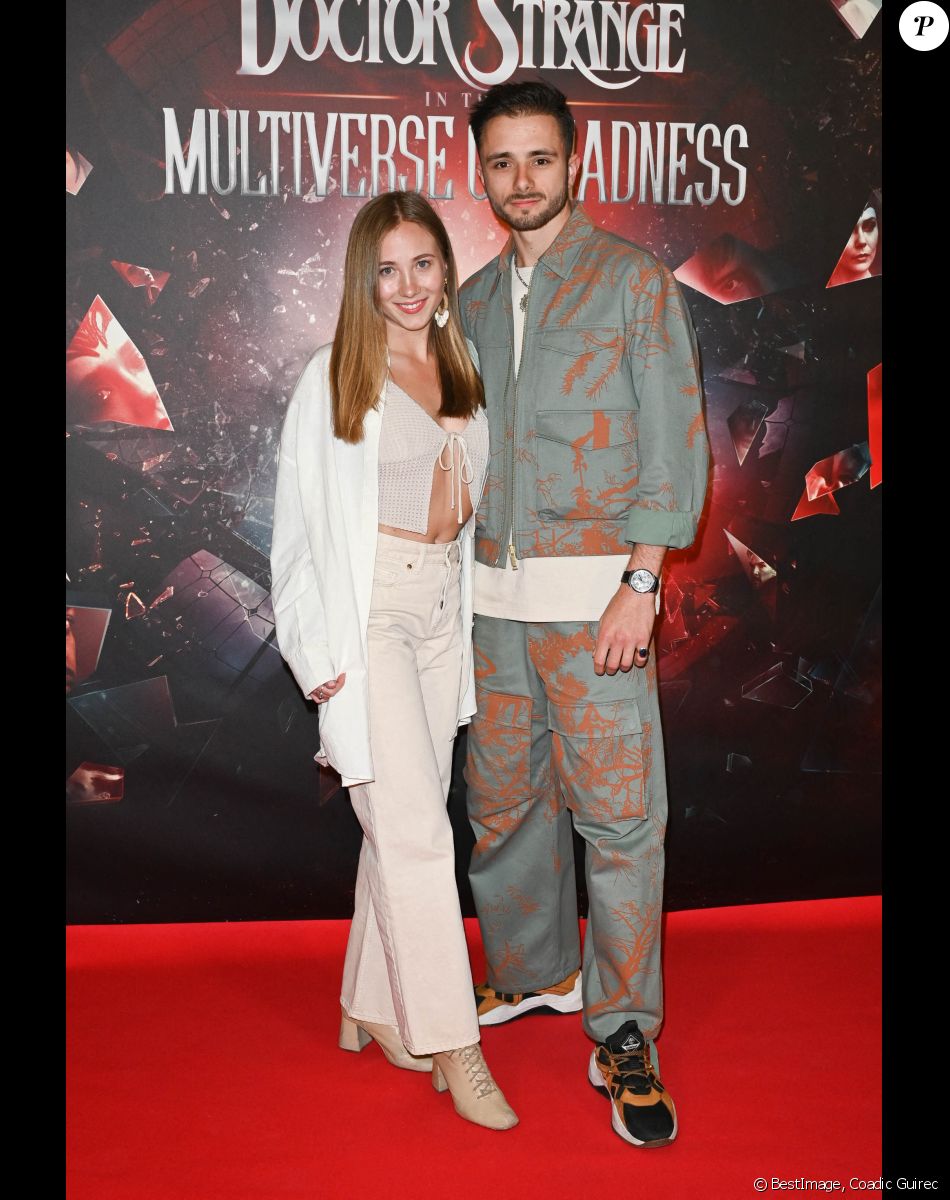 Danse avec les stars : Un danseur en couple avec une autre très belle ...
