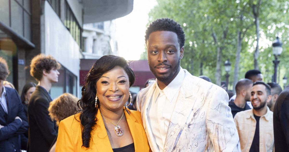 Dadju et sa maman Dalida - Avant-première du film Ima au cinéma Gaumont ...