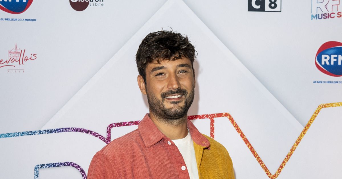 Jérémy Frérot - Photocall et Backstage de l'événement musical RFM Music ...