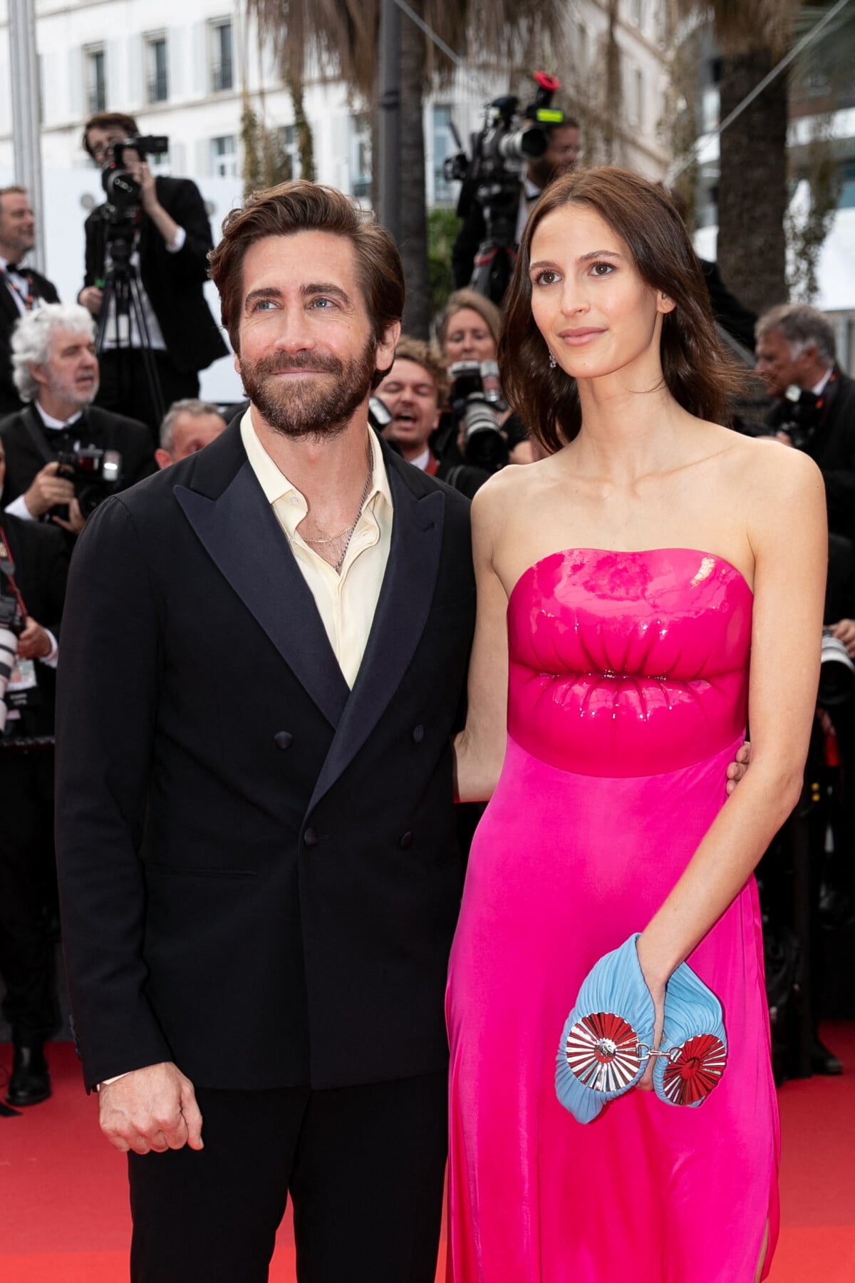 Photo : Jake Gyllenhaal et sa compagne Jeanne Cadieu (tenue Loewe ...
