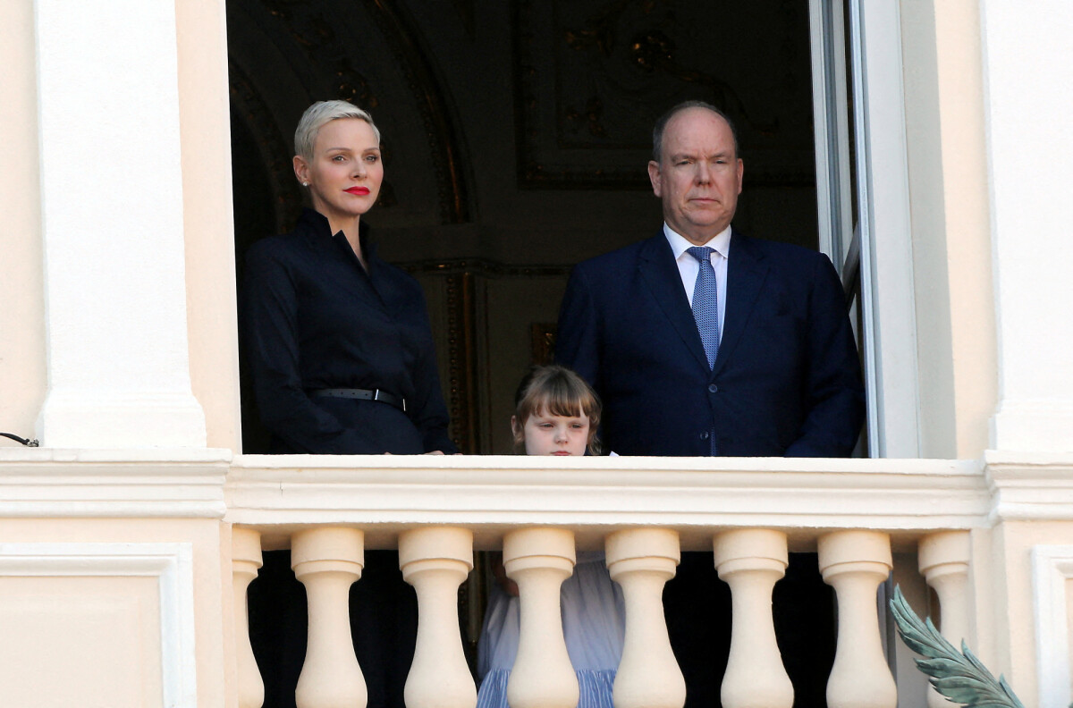 Photo : Semi-exclusif - Le prince Albert II, la princesse Charléne et de La princesse Gabriella ...