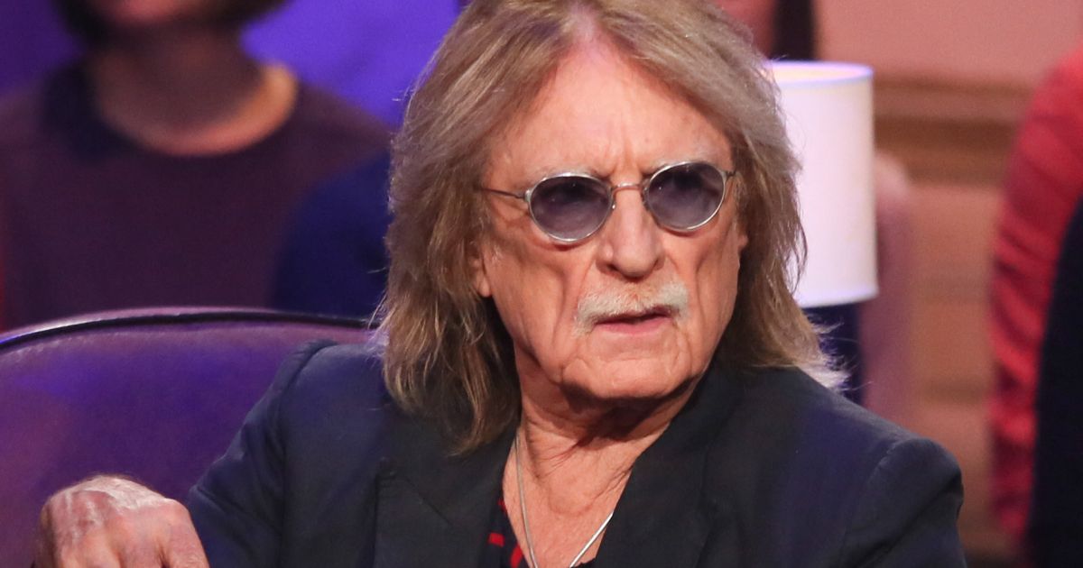 Exclusif - Le chanteur Christophe (Daniel Bevilacqua) - Enregistrement ...