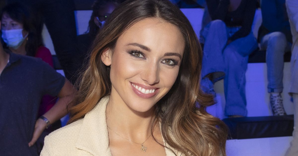 Exclusif - Delphine Wespiser lors de l'émission Touche pas à mon poste ...