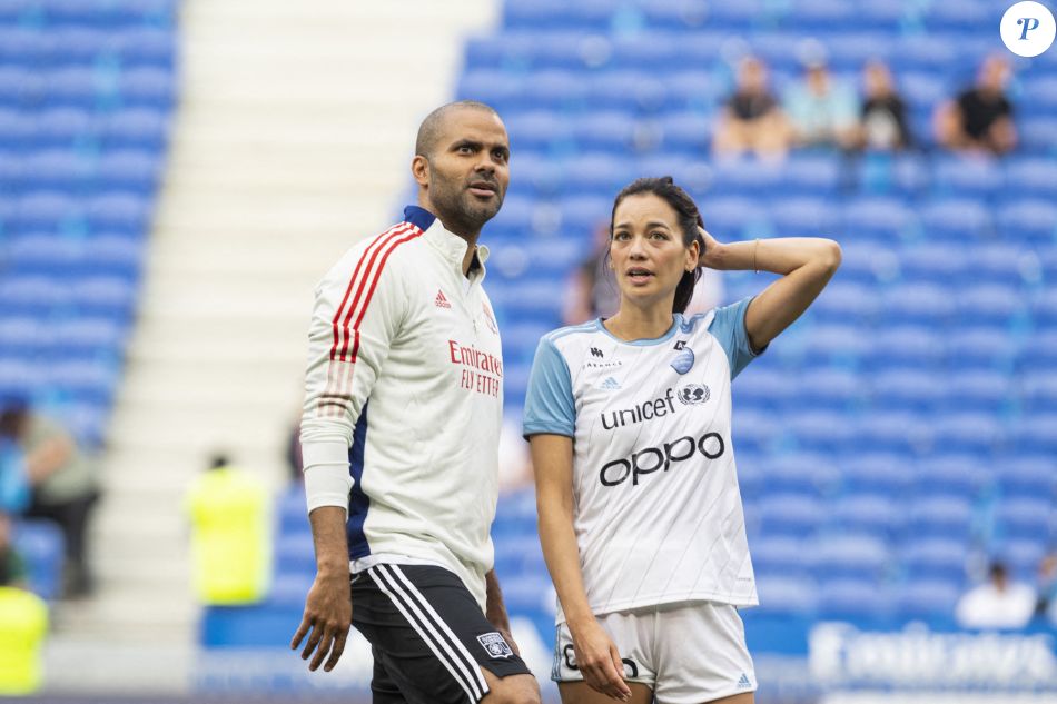 Alizé Lim et son compagnon Tony Parker lors du match de football ...