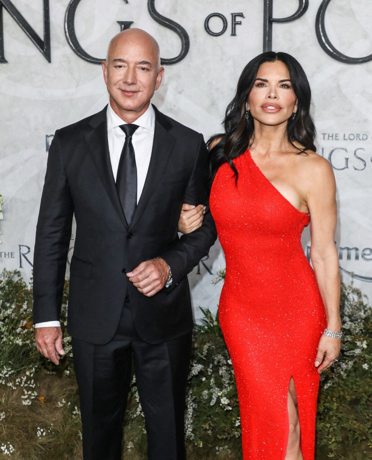 Photo : Jeff Bezos et sa compagne Lauren Sanchez - Photocall de Photo : Jeff Bezos et sa compagne Lauren Sanchez - Photocall de