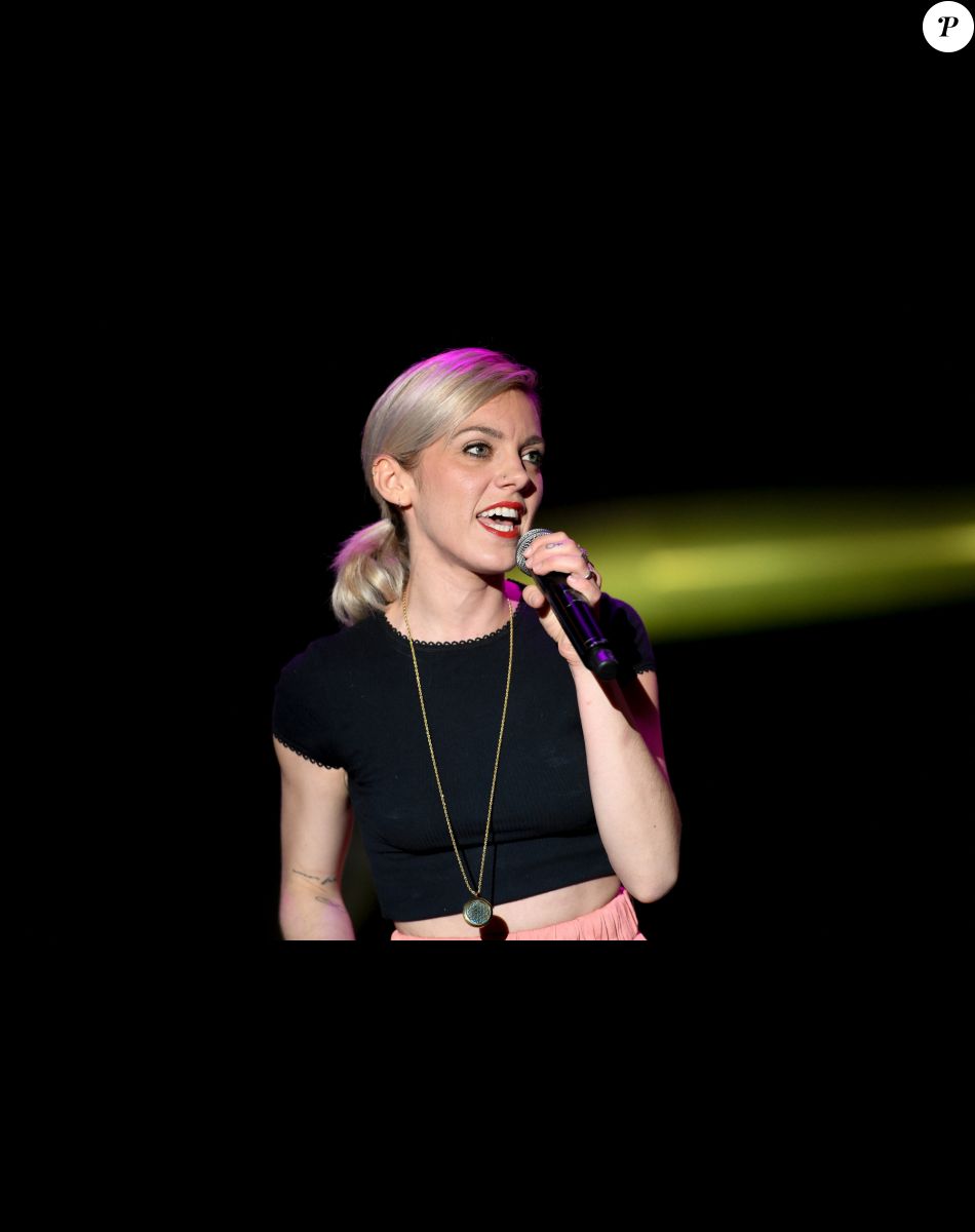 Anaïs Delva maman pour la première fois : la chanteuse dévoile le ...