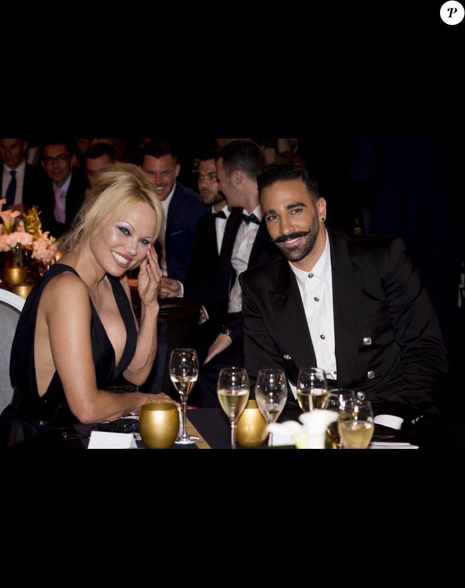Adil Rami séparé de Léna : son couple avec Pamela Anderson lui a fait ...