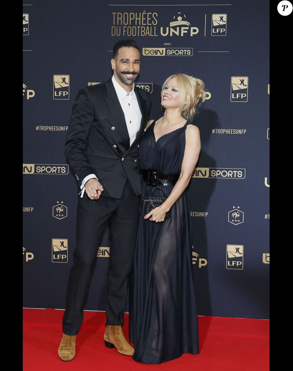 Adil Rami séparé de Léna : son couple avec Pamela Anderson lui a fait ...
