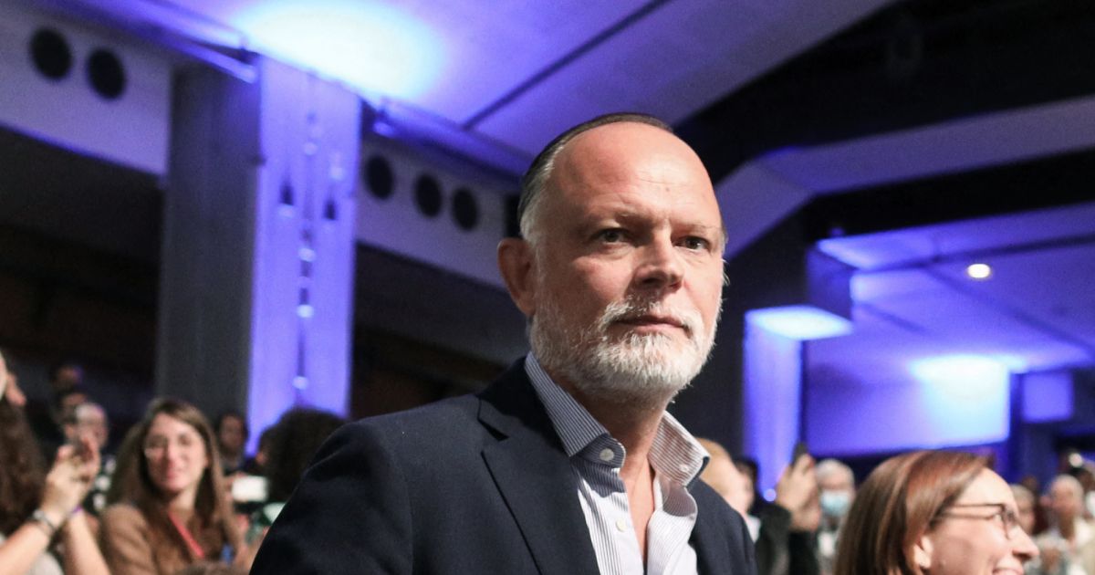 Edouard Philippe - Congrès du parti Renaissance au carrousel du Louvre ...