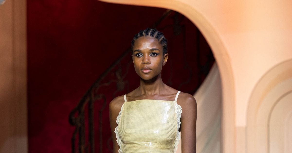 Défilé Vaillant Studio, Prêt-à-porter Printemps / Eté 2023 dans le ...