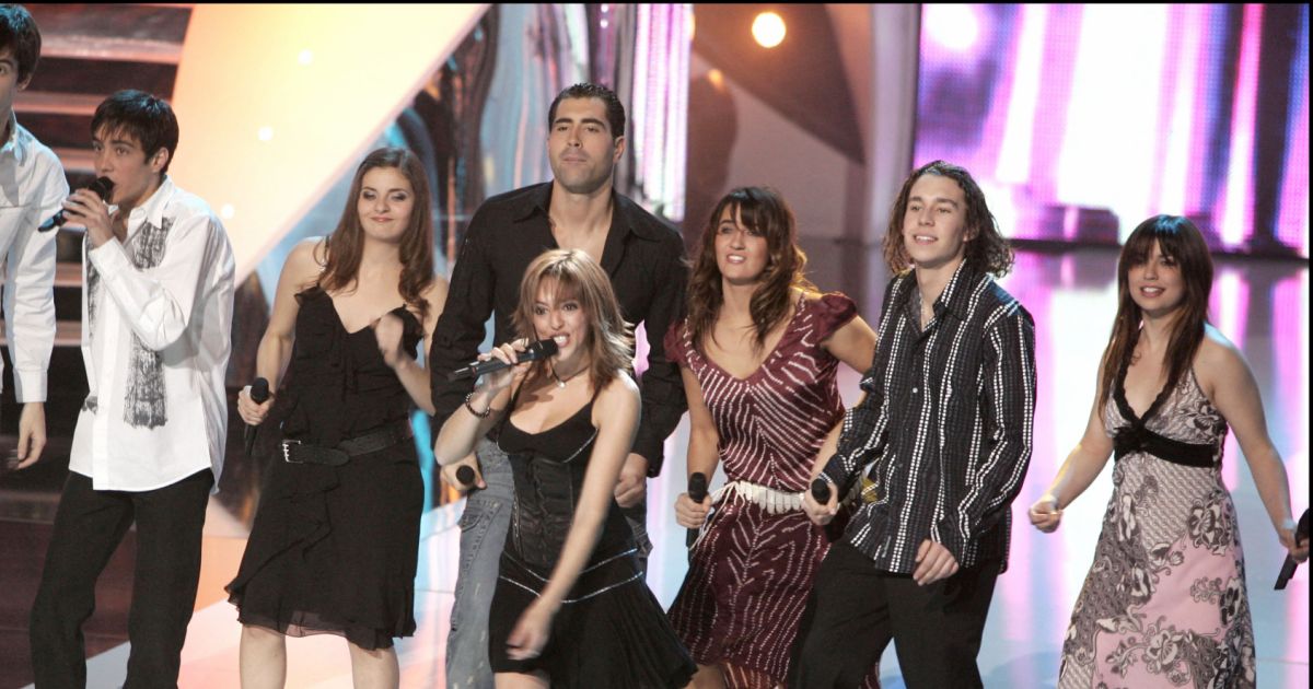 Mathieu, Gregory, Radia, Sofiane, Sandy, John, Lucie et Hoda de la Star ...