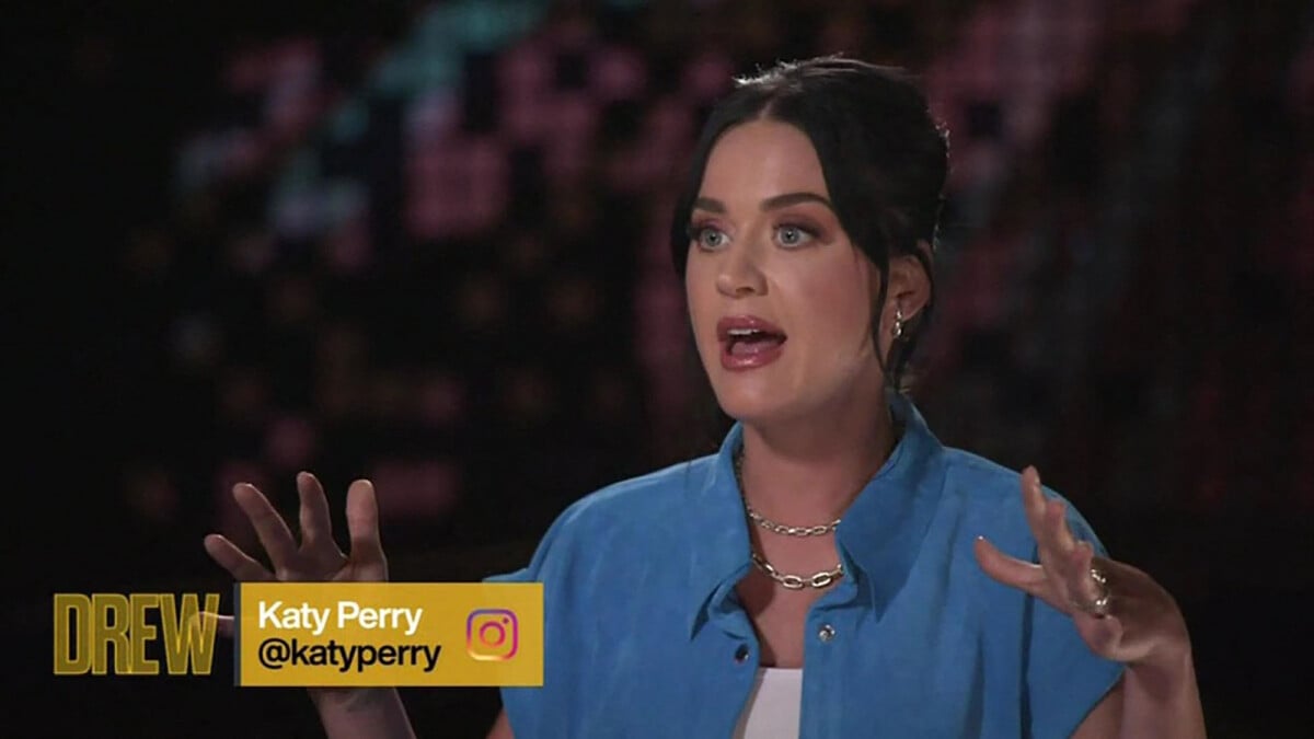 Photo : Katy Perry sur le plateau de l'émission "Drew Barrymore Show" à Los Angeles. - Purepeople