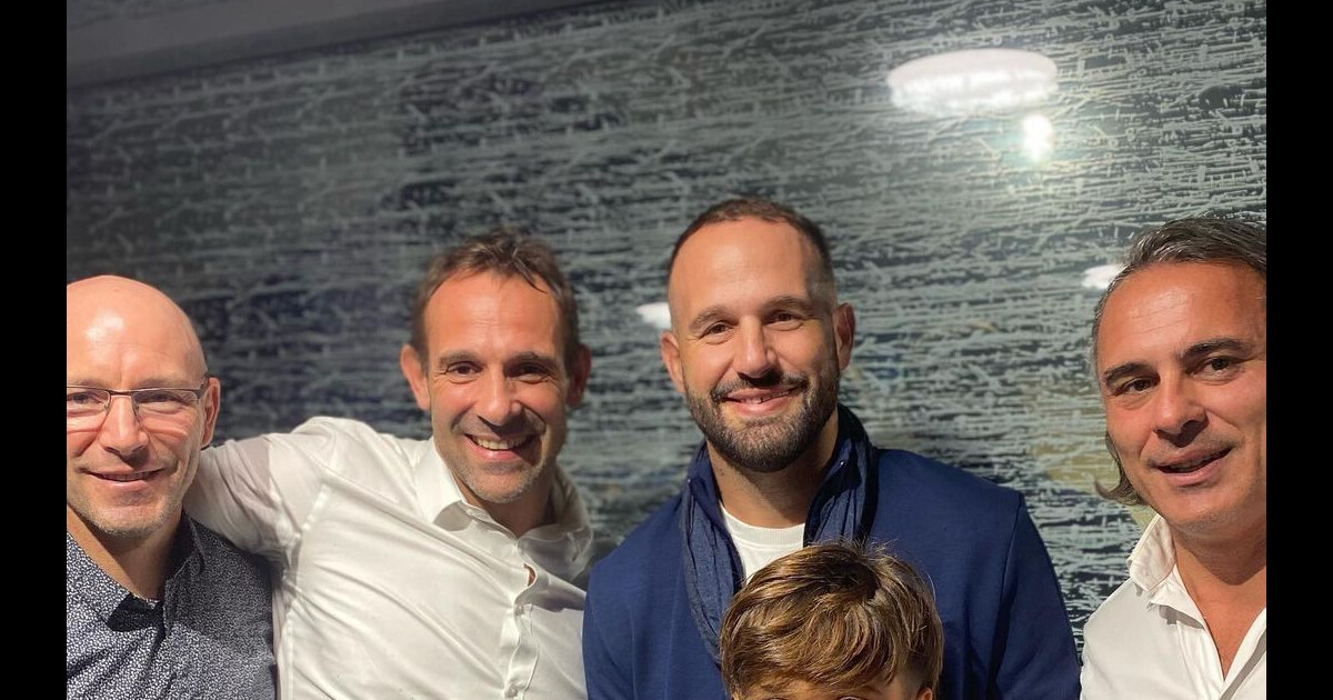 Frédéric Michalak : Très rare photo de ses enfants Jason, Hugo et ...