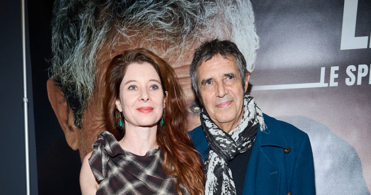 Exclusif - Julien Clerc et sa femme Hélène Grémillon - Photocall ...