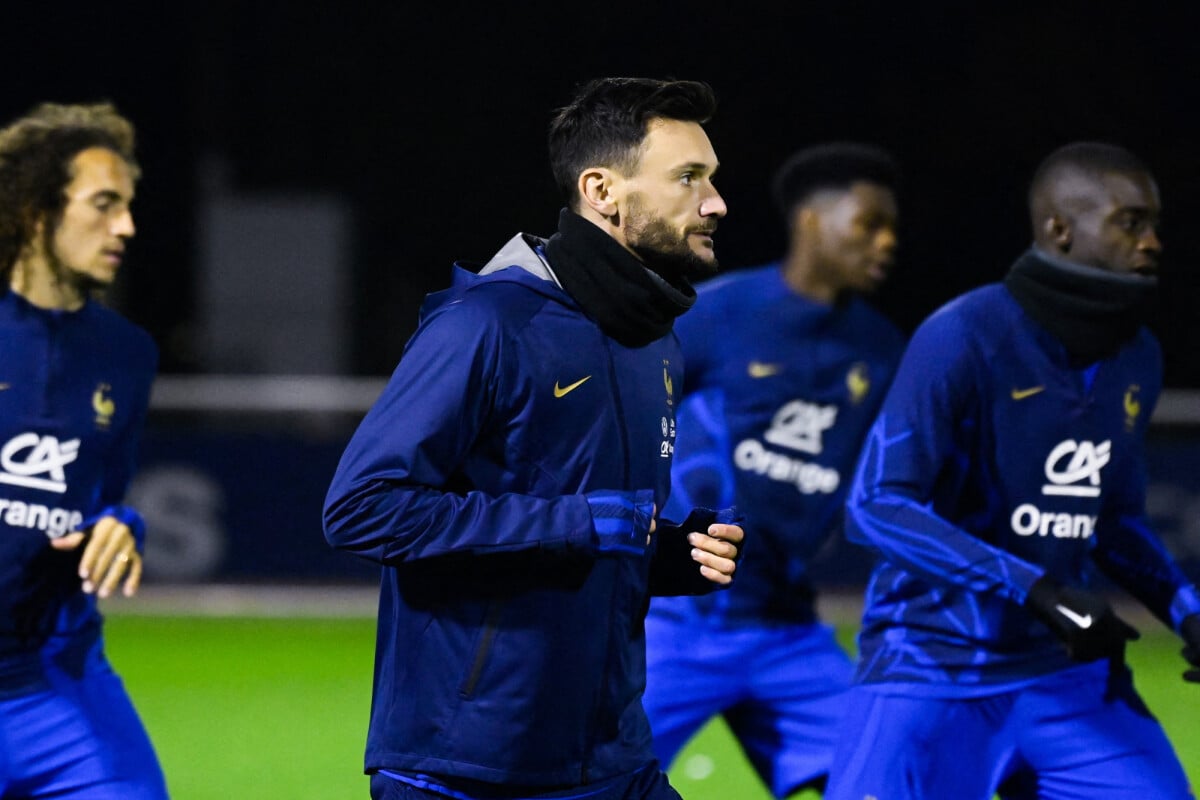 Photo : Hugo Lloris ( France ) - - Entraînement de l'équipe de France ...