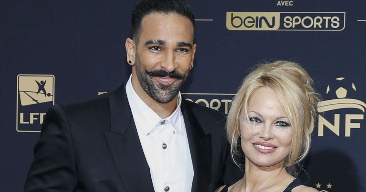 Adil Rami et sa compagne Pamela Anderson au photocall de la 28ème ...