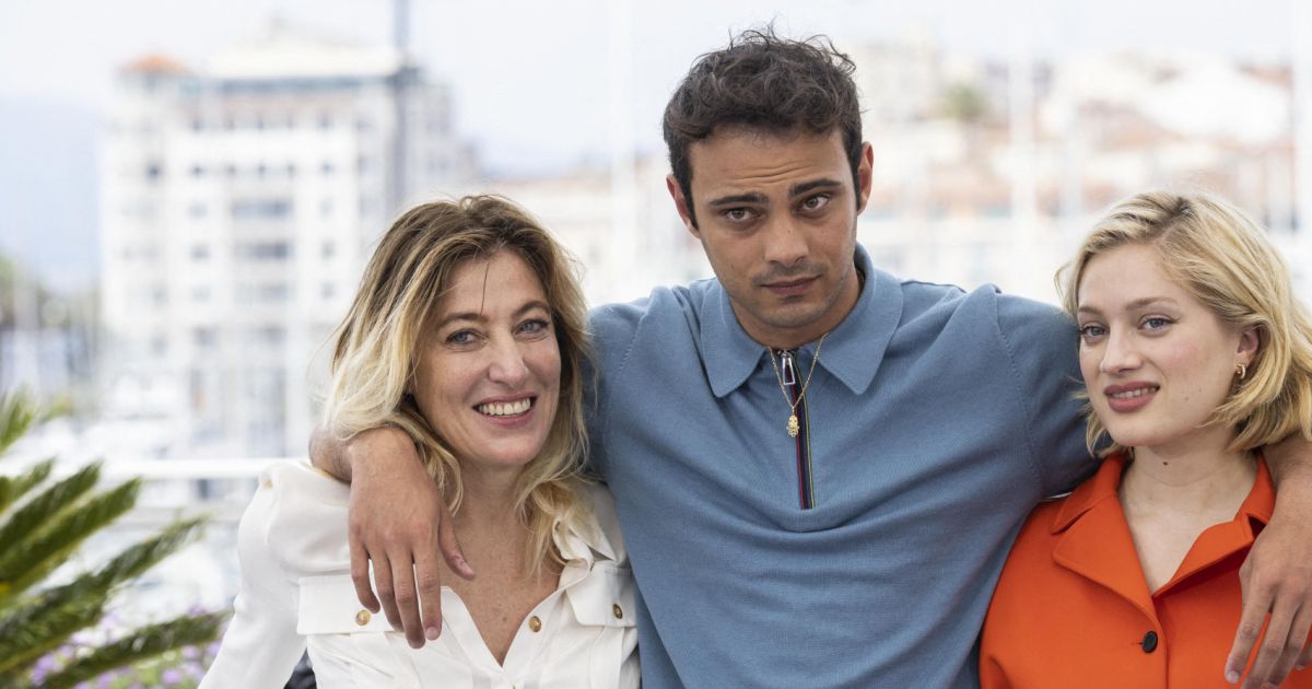 Valéria Bruni Tedeschi, Sofiane Bennacer, Nadia Tereszkiewicz au ...