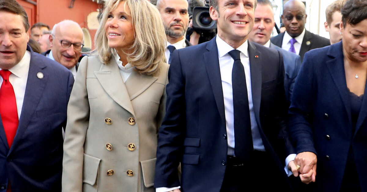 Emmanuel et Brigitte Macron : Bain de foule et rencontre au sommet ...
