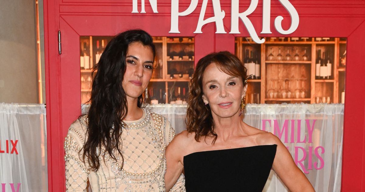 Tais Bean, Philippine Leroy-Beaulieu - Avant-première du film Netflix ...