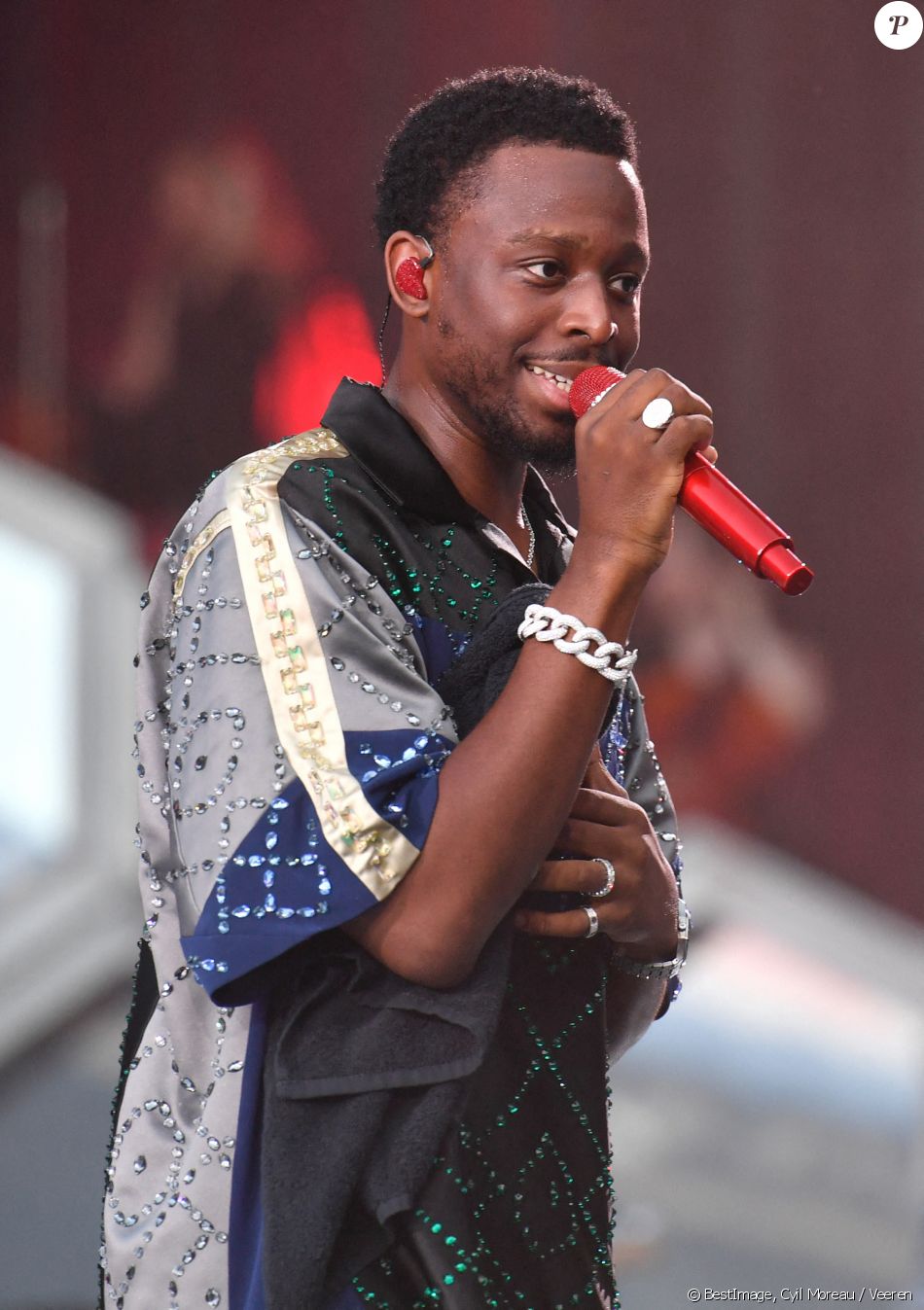 Exclusif - Dadju - En à peine 5ans, plus de 1,5 millions d'albums ...