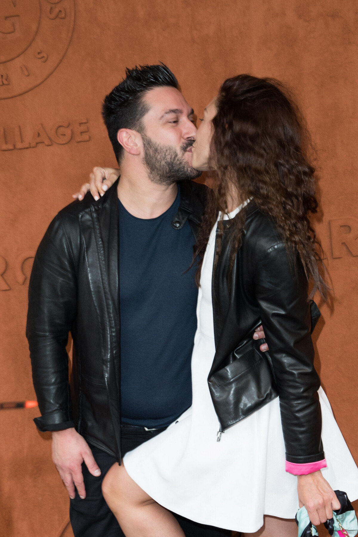 Photo : Denny Imbroisi et sa compagne Silvia Notargiacomo au village ...