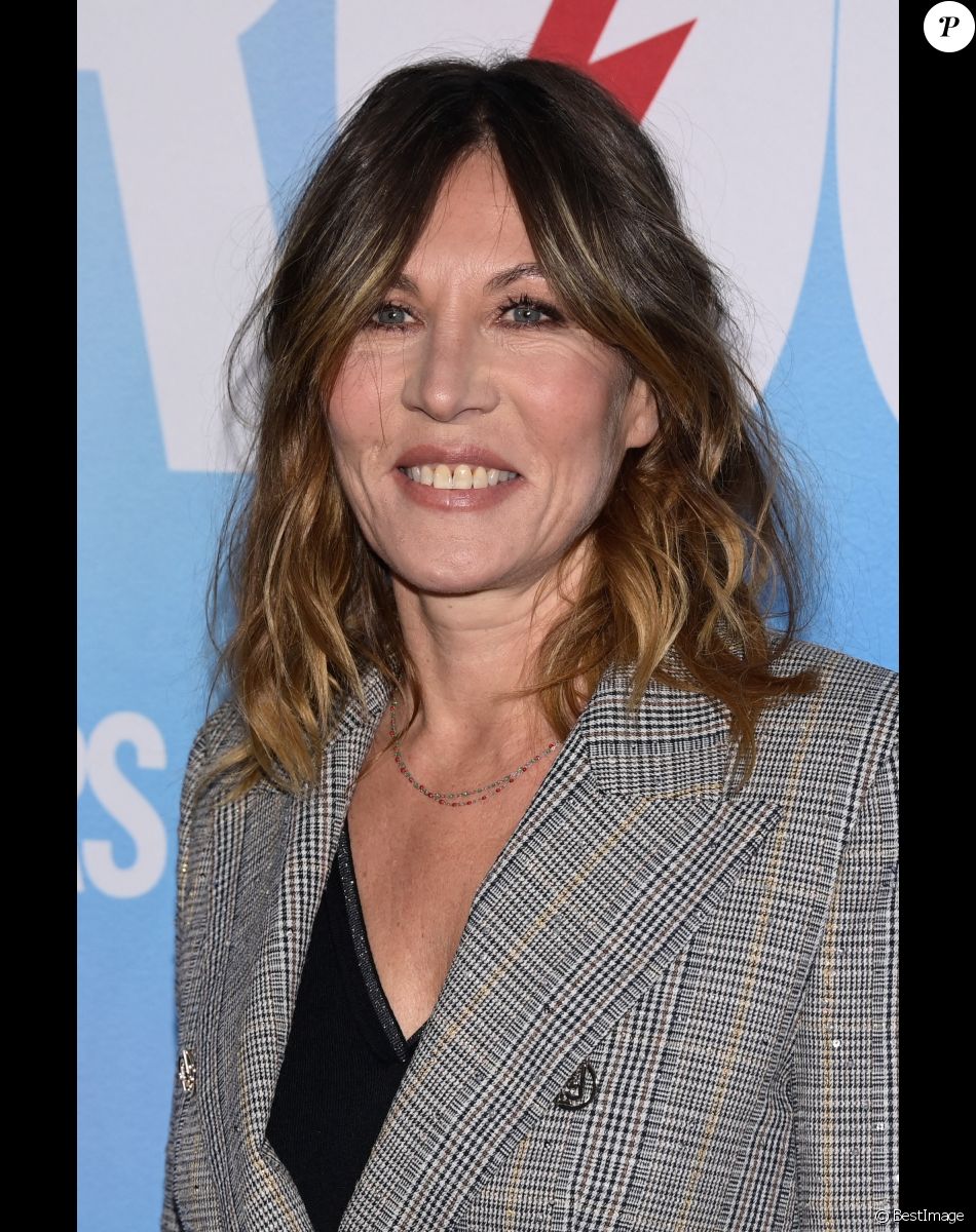 Mathilde Seigner : Retrouvailles tactiles avec deux ex-amoureux ...