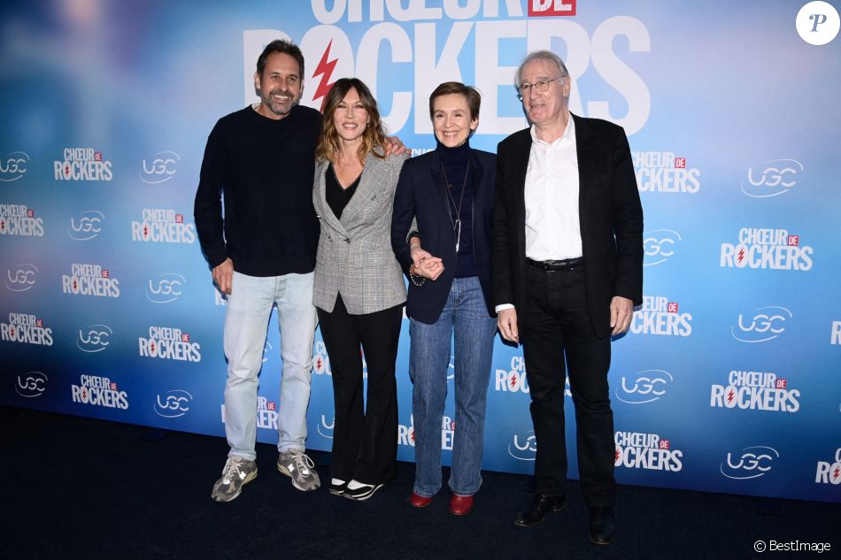Luc Bricault, Mathilde Seigner, Ida Techer, Bernard Le Coq à l'avant ...
