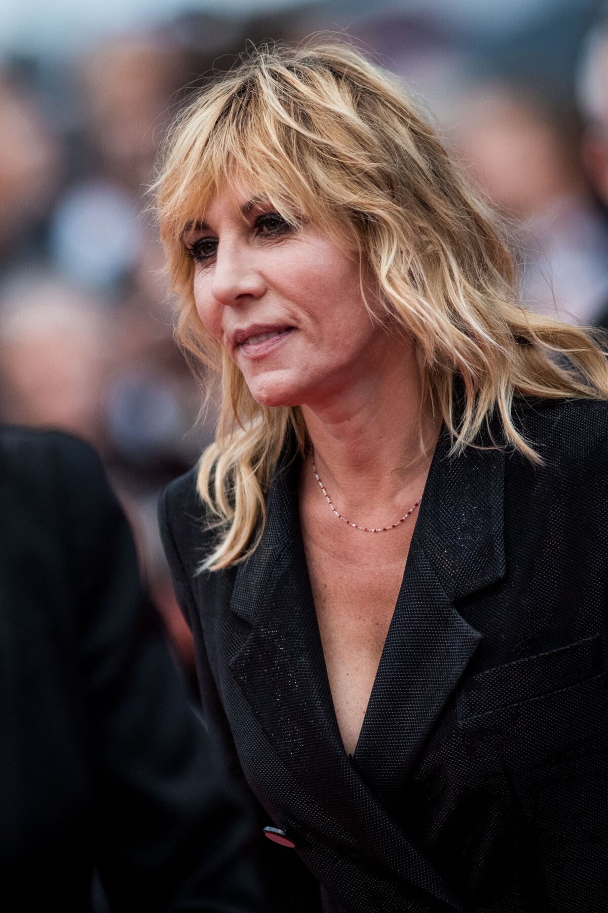 Photo : Mathilde Seigner - Montée des marches du film "Les plus belles ...
